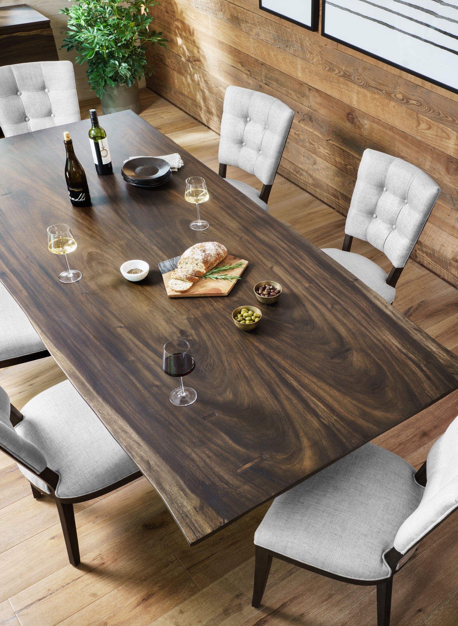 Rocky Dining Table-Bronzed Iron – Domaci